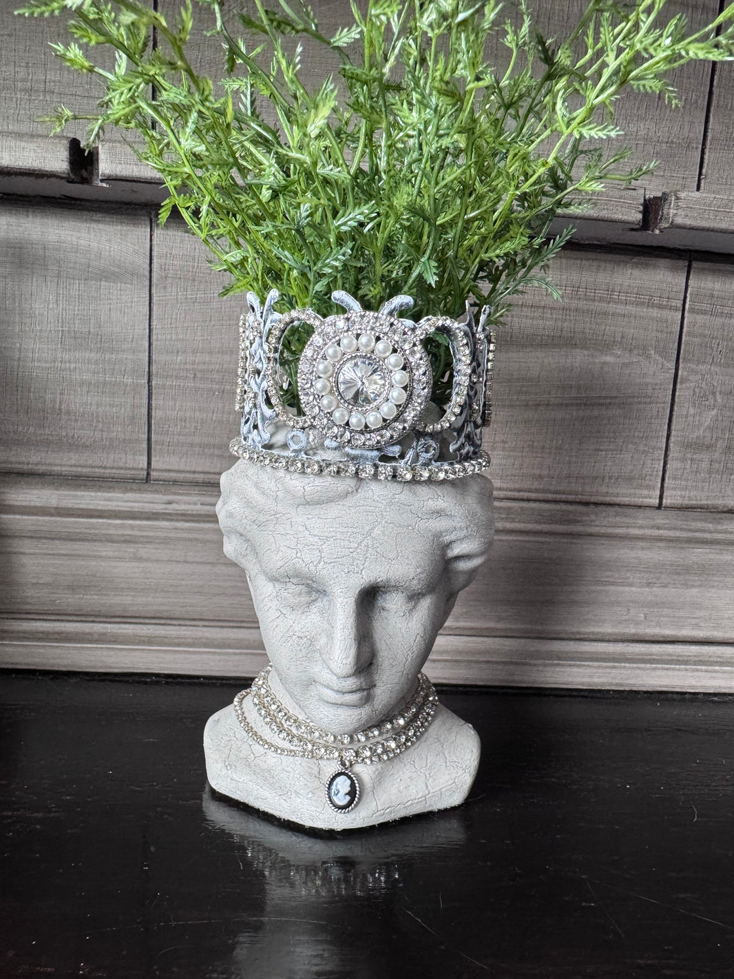 Planters – Bohemian Bee